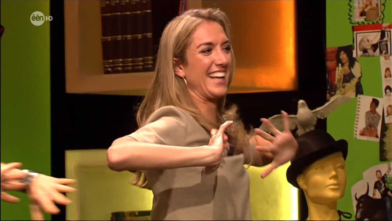 Bekende Vlaamse presentatrices: Hanne Decoutere danst in De Klas van ...