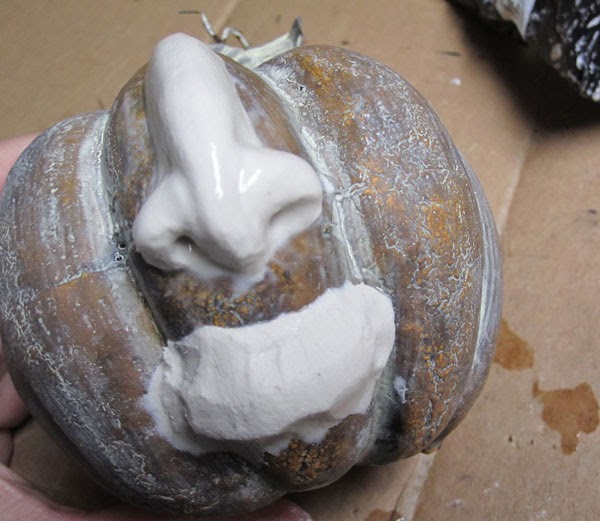 Sarah Ogren : A Paper Clay Pumpkin Face Tutorial