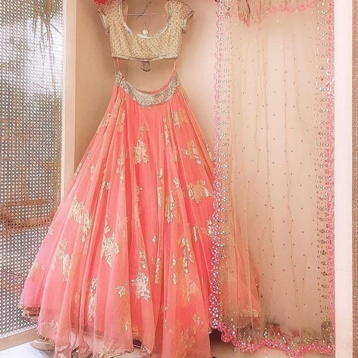 Prabashwara : Most beautiful ladies dresses