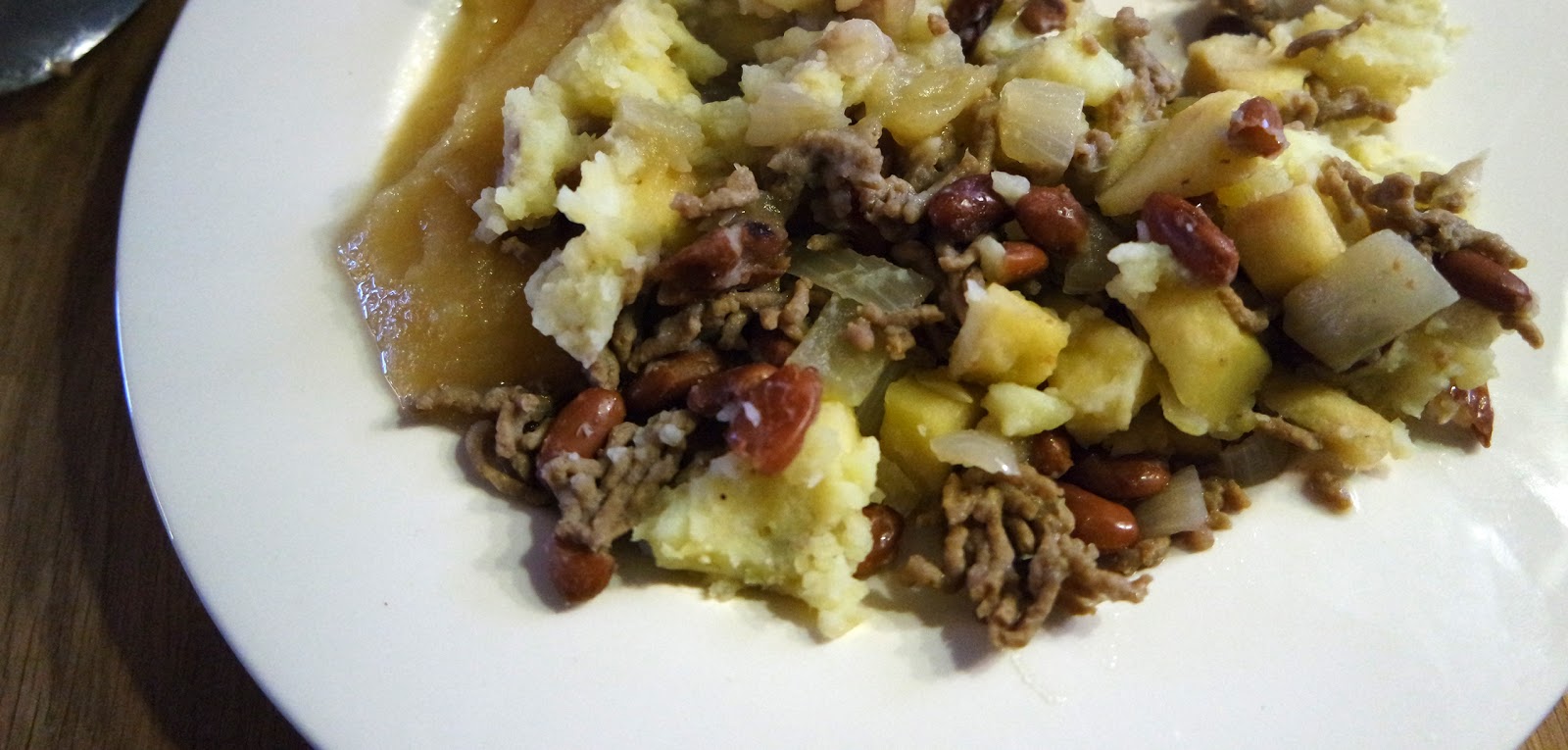 Kitchen Elf: De filosoof (oer-Hollandse bruine bonenstoof met appel ...