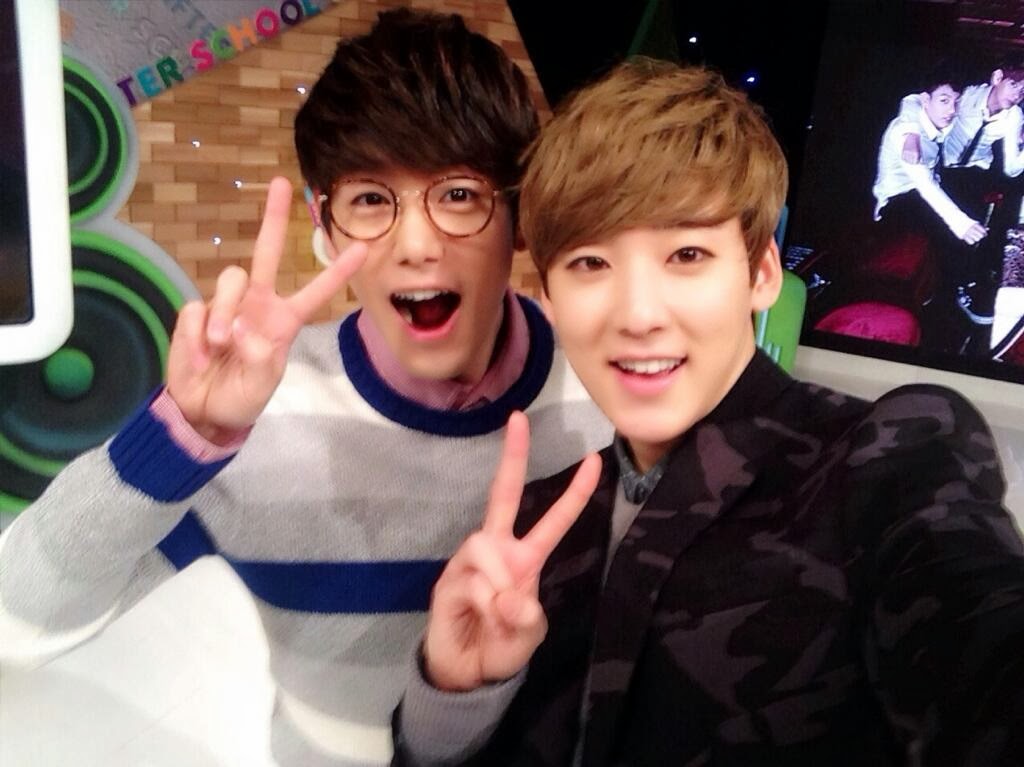 U-KISS KEVIN: U-Kiss Kevin Woo Twitter Update (140201-140228)