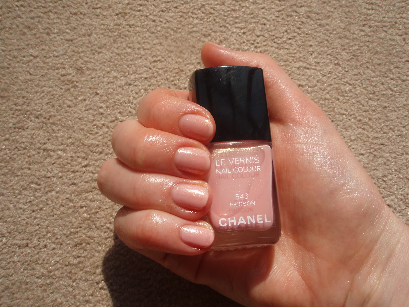 Beauty, health & lifestyle: Нежнее нежного- Chanel le vernis 543 Frisson