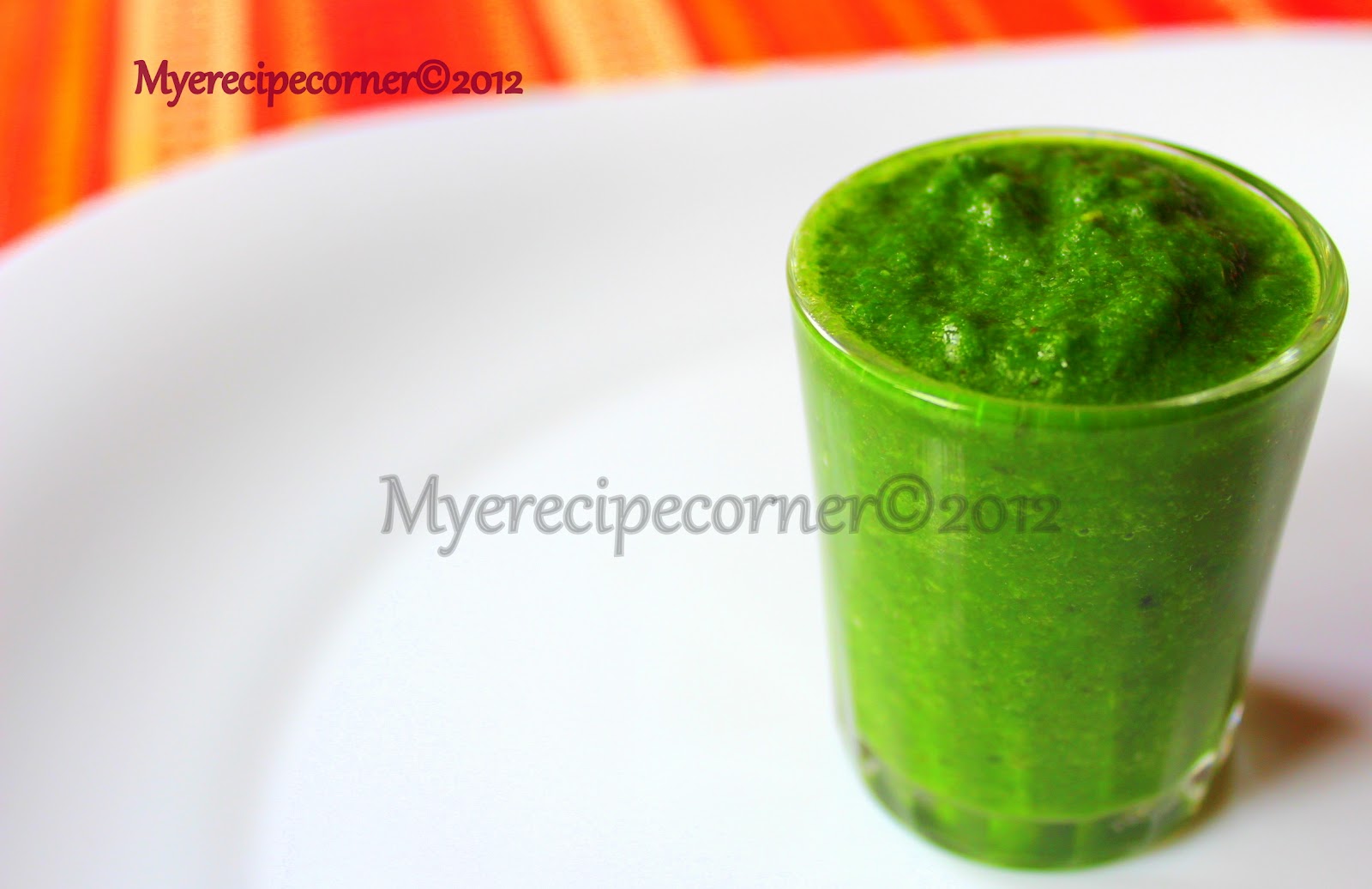 Mye's Kitchen: Hari Chutney/ Green Chutney for Chaat