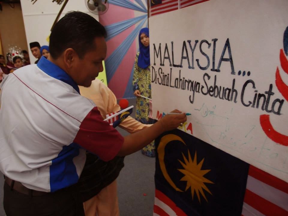 warisku minangrawa: Sambutan Bulan Kemerdekaan ke 57 di KV Seri Manjung