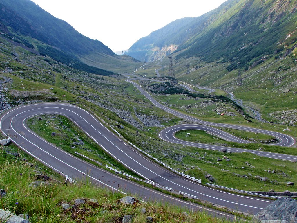 Vacanța esoterică: Transfagarasanul – Drumul din nori