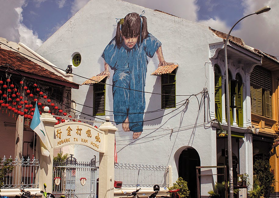 Simply Creative: Street Art That Creatively Play With Their Surroundings