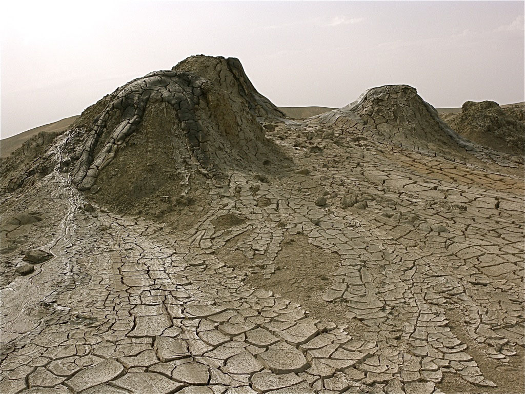 Mud Volcanoes Azerbaijan | Desktop Wallpapers