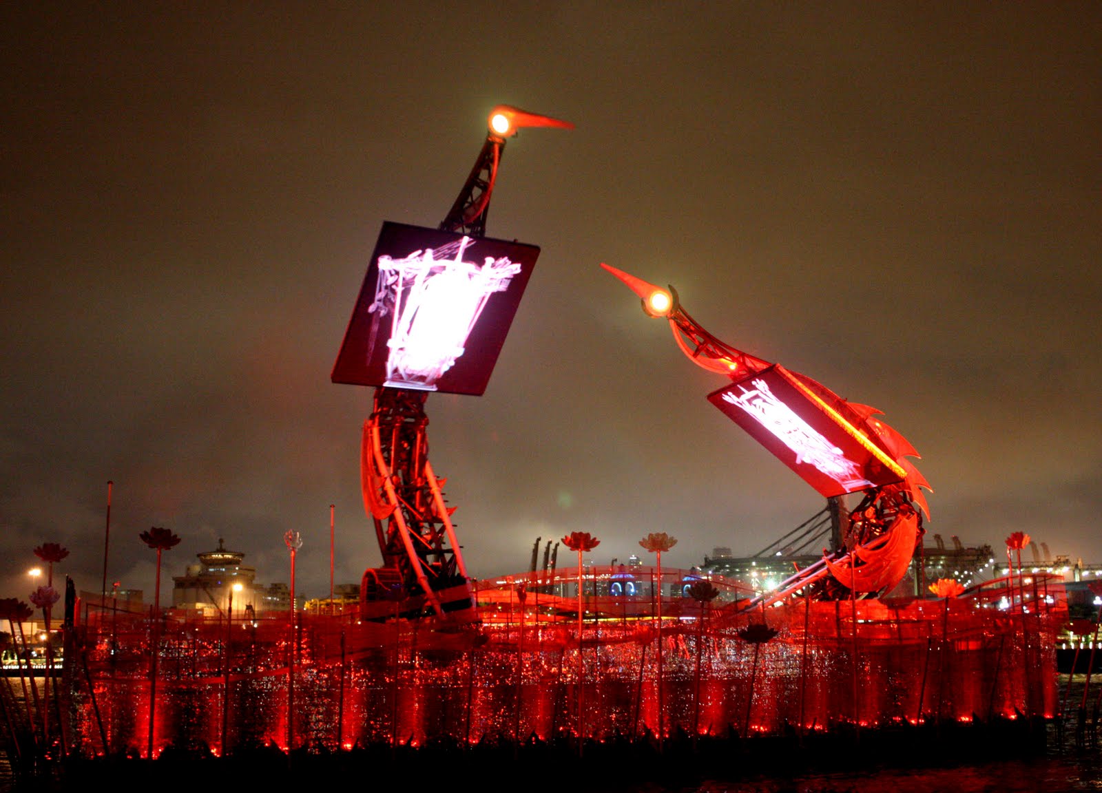 Traveling ala Panda: Crane Dance: World Class "FREE" Attraction