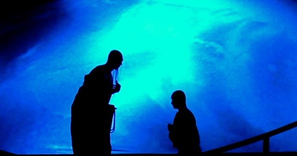 SOBRE POR QUÉ CUANDO EL DISCÍPULO ESTÁ LISTO, EL MAESTRO APARECE.