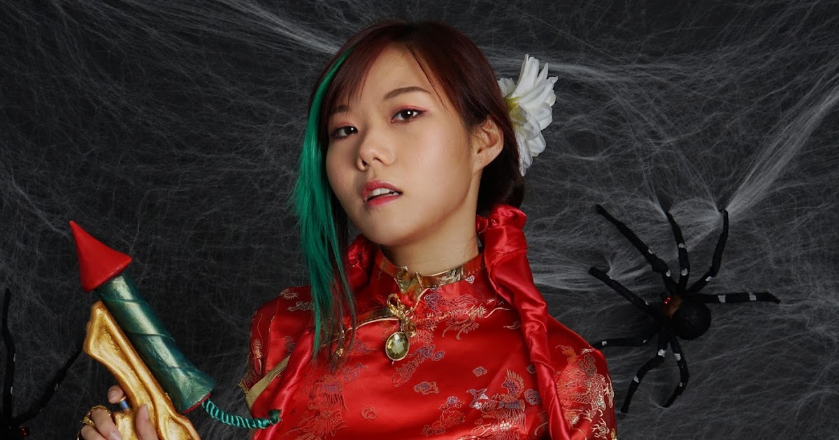 Mia's Workshop: Firecracker Jinx Cosplay