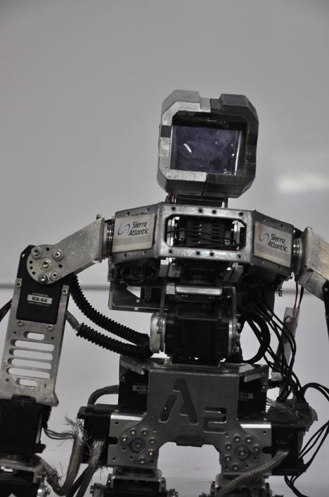 Times4News: India's First humanoid robot : BITS students | Gadget Review