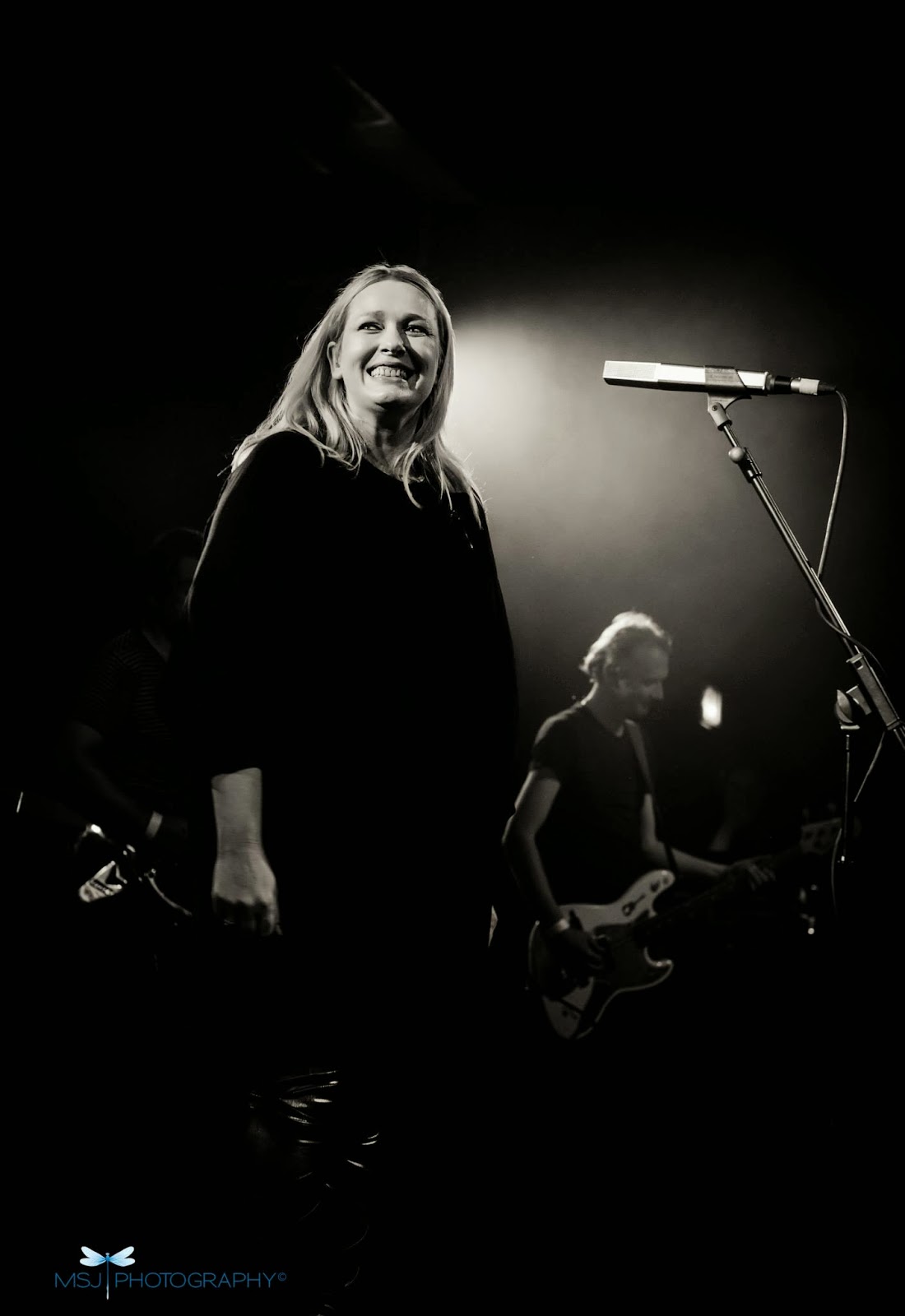 Muzyczna Podróż....: Hey - Fire (Polska) 1993 (Wizjer nr 30)