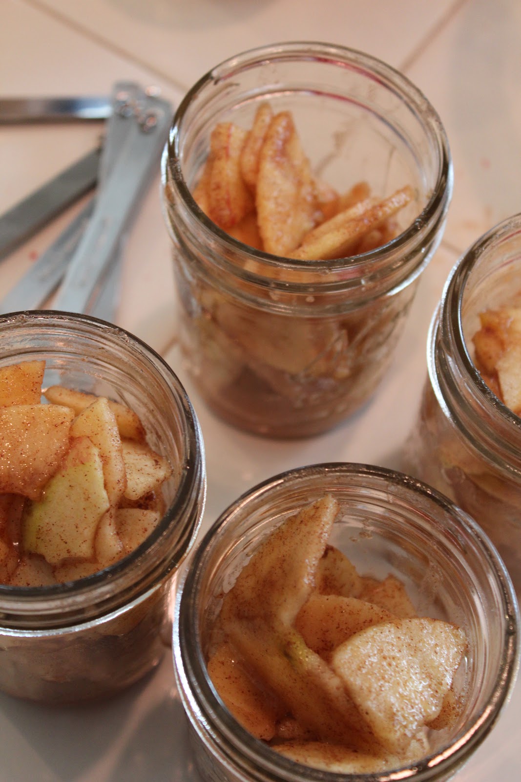 Sugar Swagger: Apple Crisp in Mason Jars