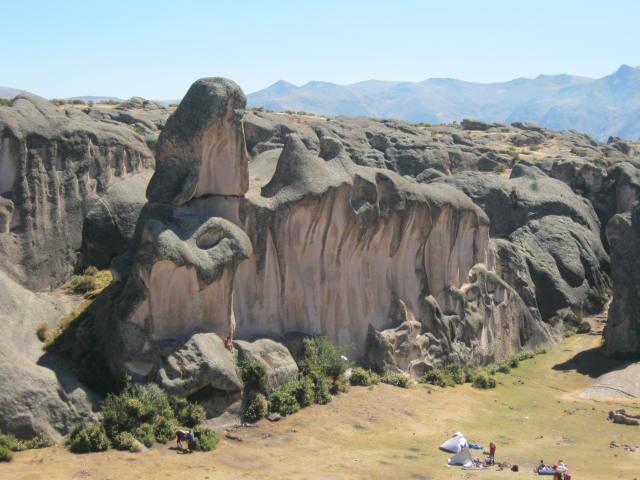 ESCAPANDO DE LIMA A LIMA: MARKAWASI