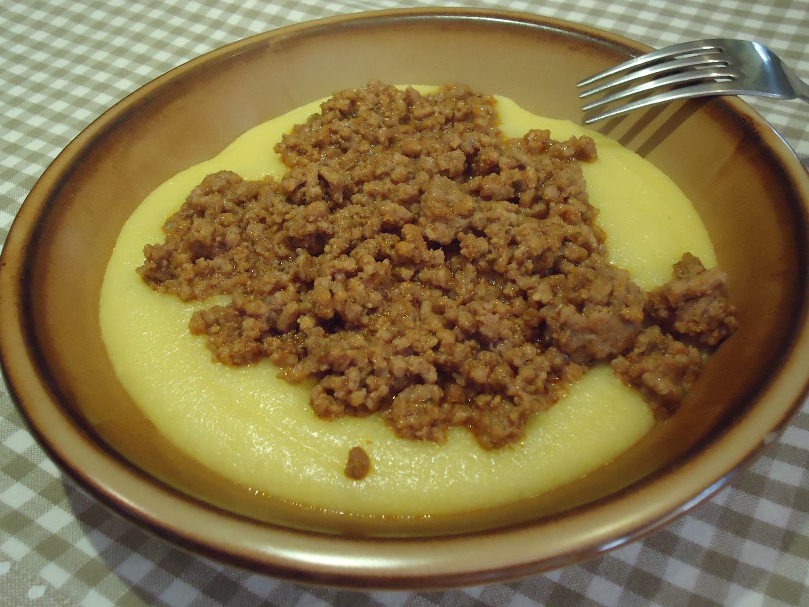 Polenta e macinato