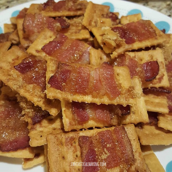 Fantastical Sharing of Recipes: Bacon Crackers