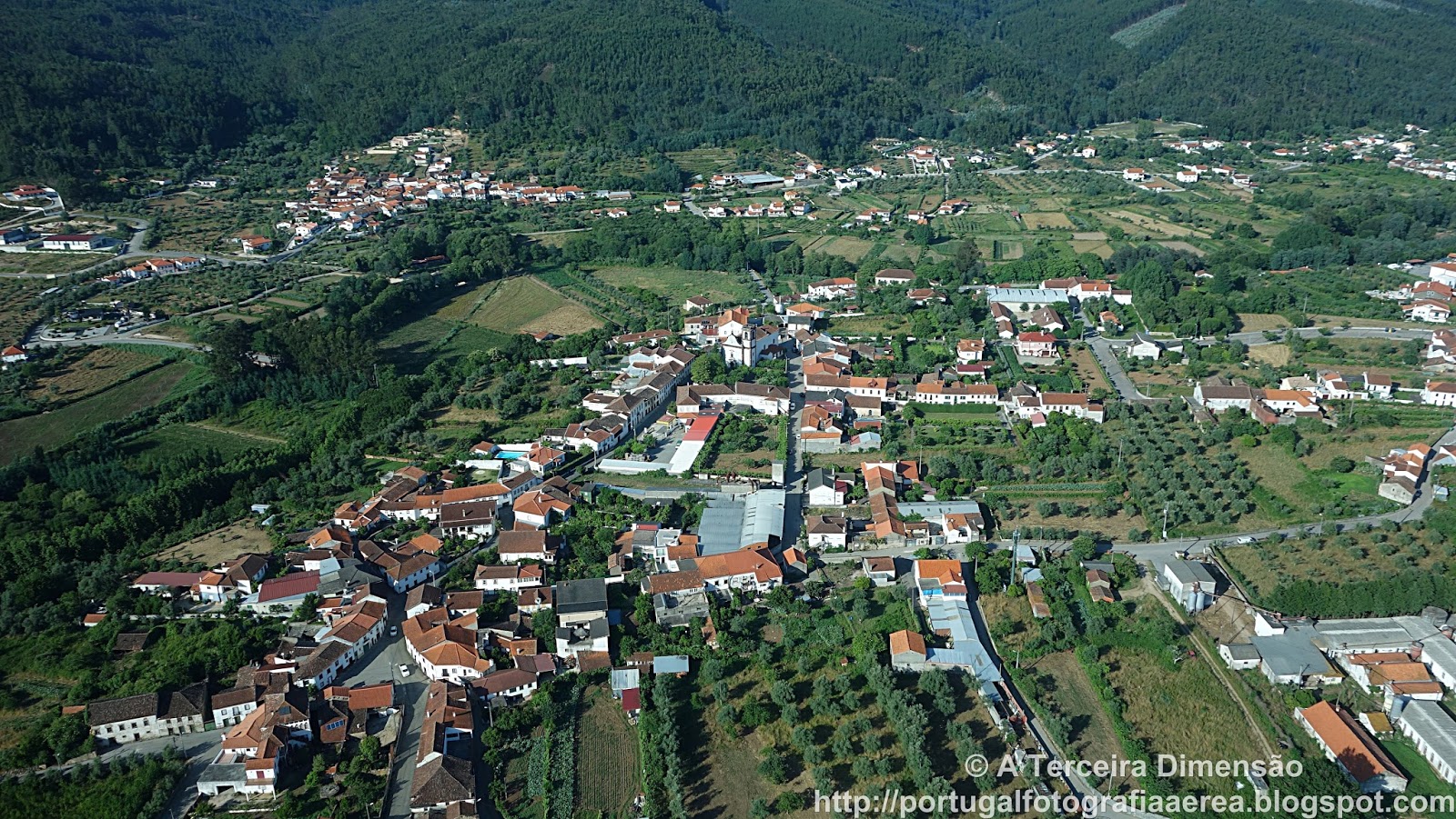 A Terceira Dimensão: Vila Nova do Ceira