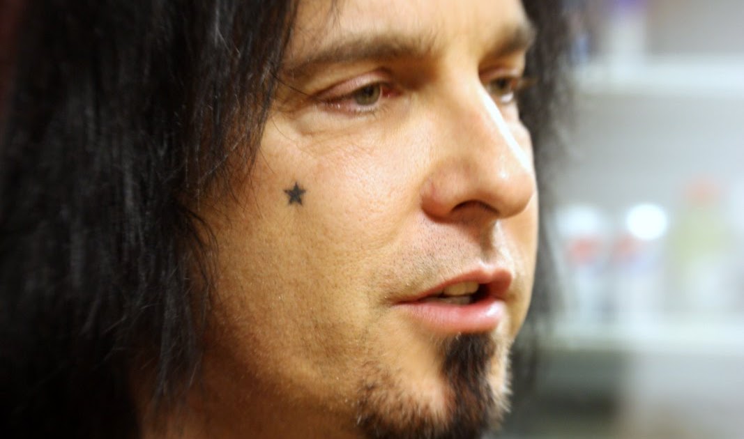 My Eye: 1 degree from Nikki Sixx