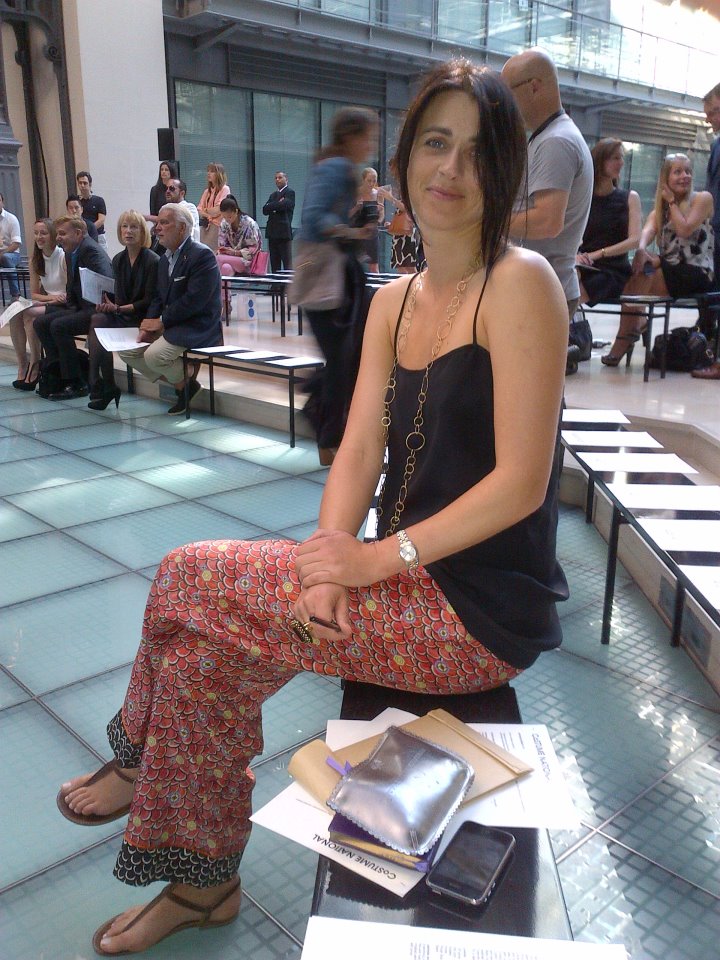 The Fashion Editor at Large: JONATHAN SAUNDERS FOR SMYTHSON