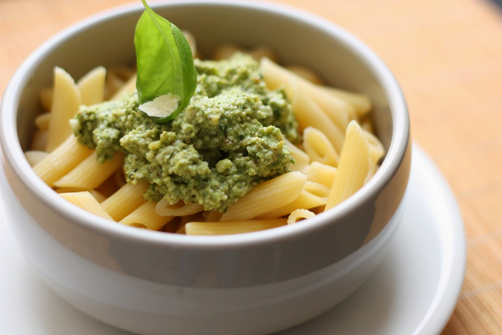 Les petits plats de Rose: Pesto [noix & basilic]