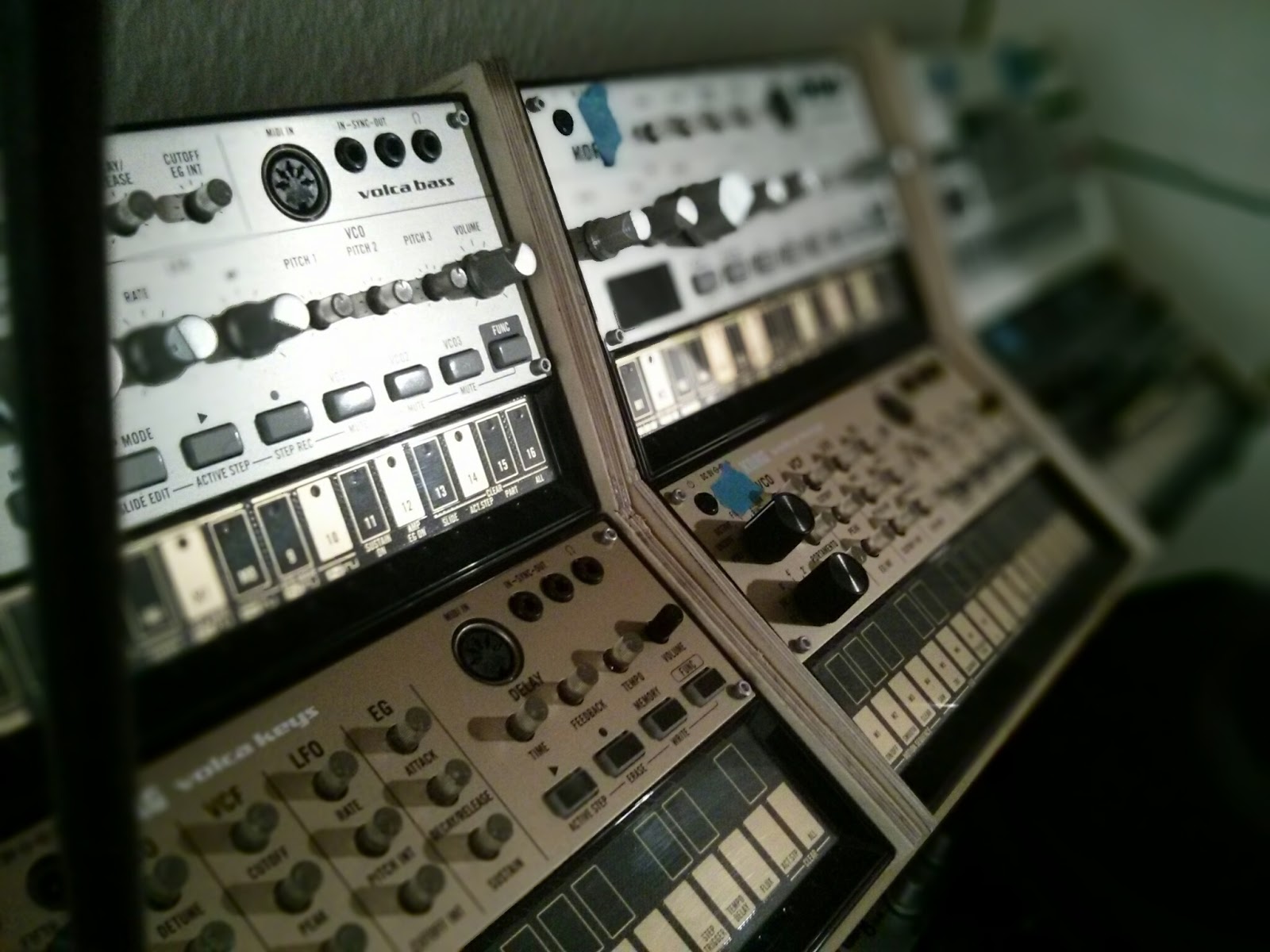 Blog Hoskins: Korg Volca DIY Stand Guide