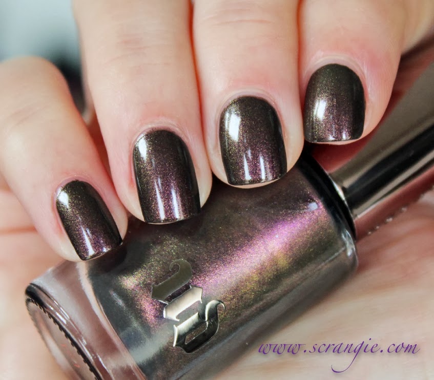 Scrangie: Urban Decay Blackheart Nail Lacquer for Holiday 2013