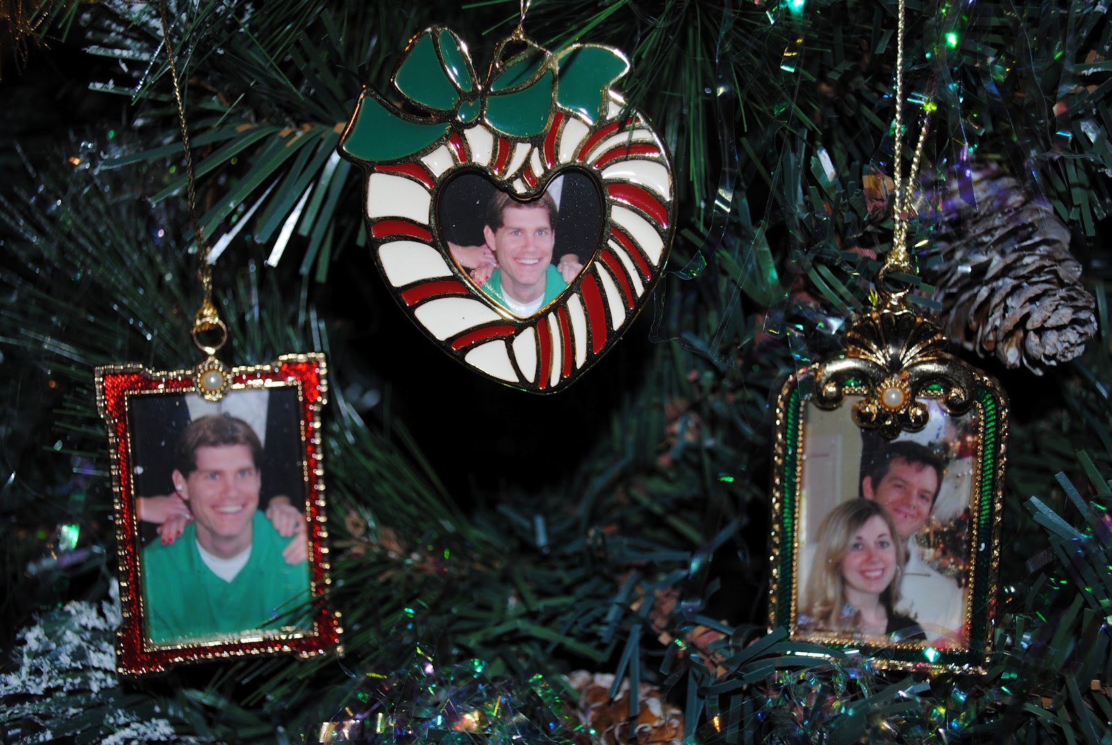 Christmas Holiday Ideas: TREASURED TRIMMINGS ADORN OUR FAMILY TREE