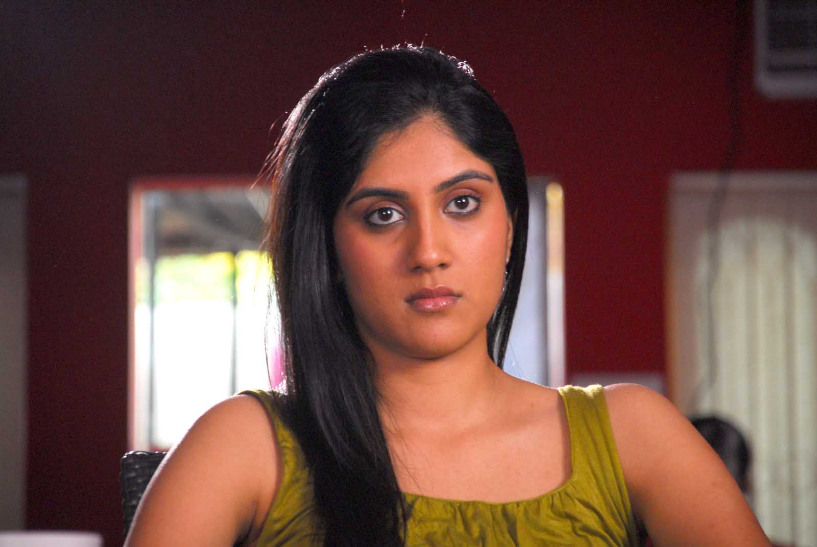 Chinni Chinni Aasa Movie Latest Stills « strikingsoonofficial