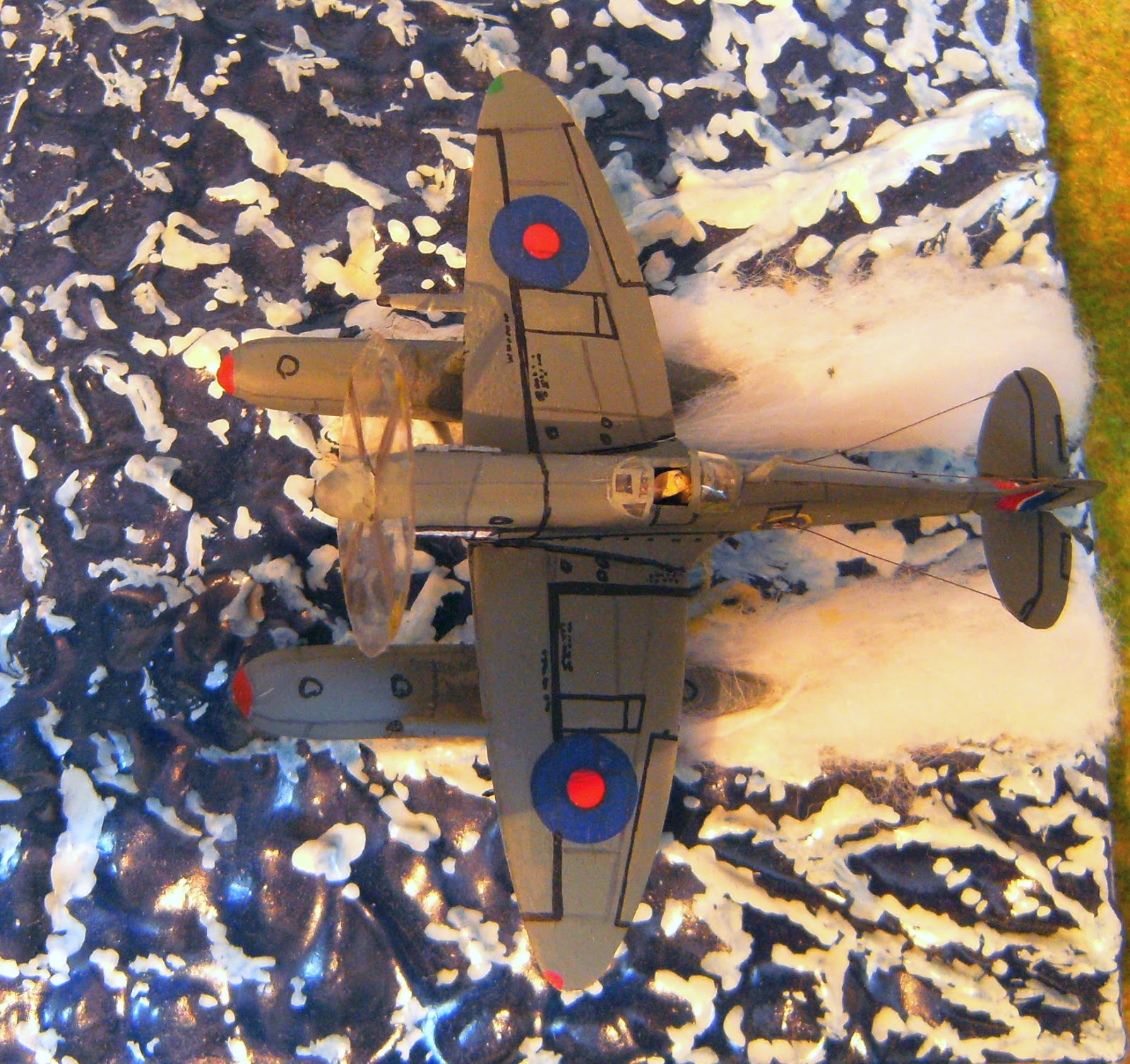 Happyscale-Modellbau: Supermarine Spitfire Mk.V floatplane - Academy ...