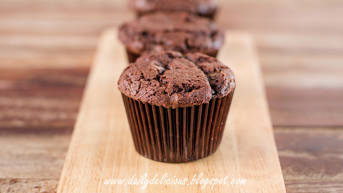 dailydelicious: EASY CHOCOLATE MUFFINS: 簡単チョコマフィン