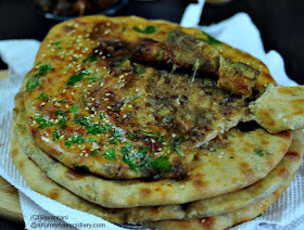 A Homemaker's Diary: Potato-cheese Kulcha