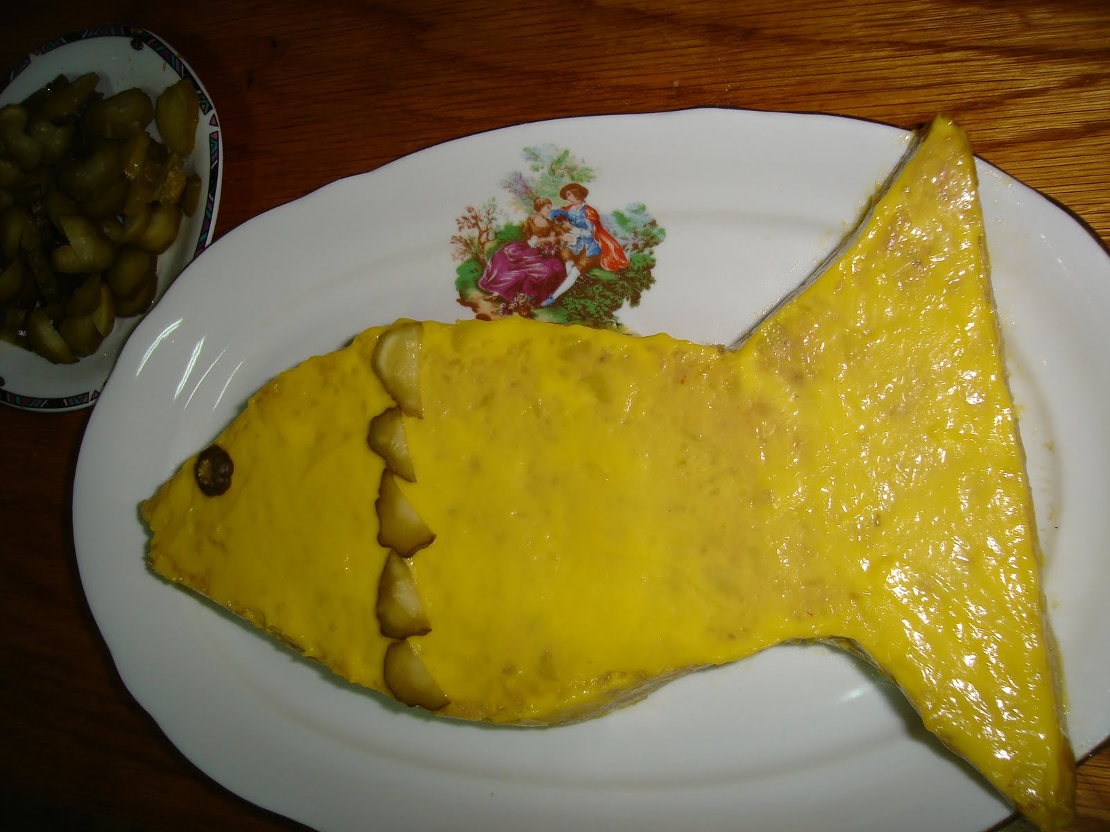 Pe masa din bucatarie: Peste fals sau salata de peste