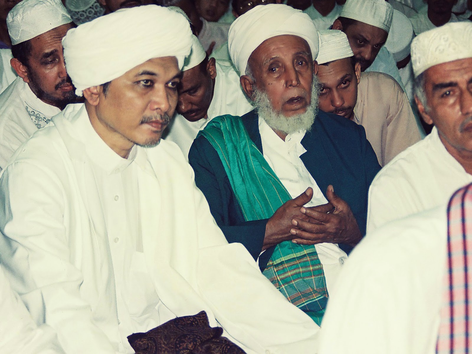Haul Al-Habib Ali bin Muhammad bin Husein Al-Habsyi Shahibul Maulidul ...