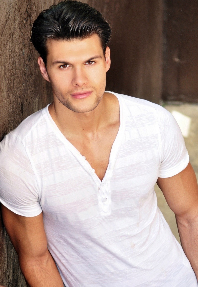 DAVID DUST: Featured Model - Mike Keute