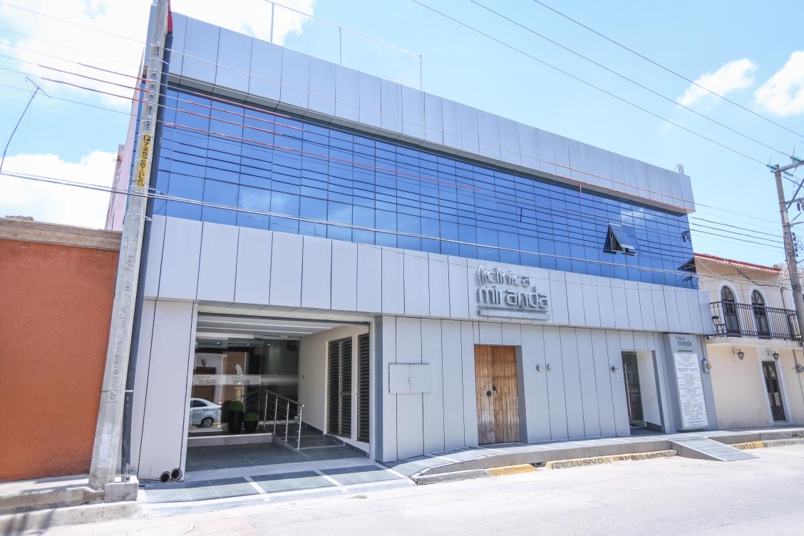 NUESTRAS INSTALACIONES - clinicamiranda