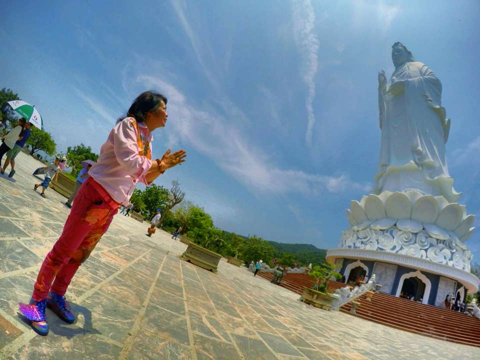 Kee Hua Chee Live!: THE TALLEST AND MOST SPECTACULAR KUAN YIN STATUE IN ...