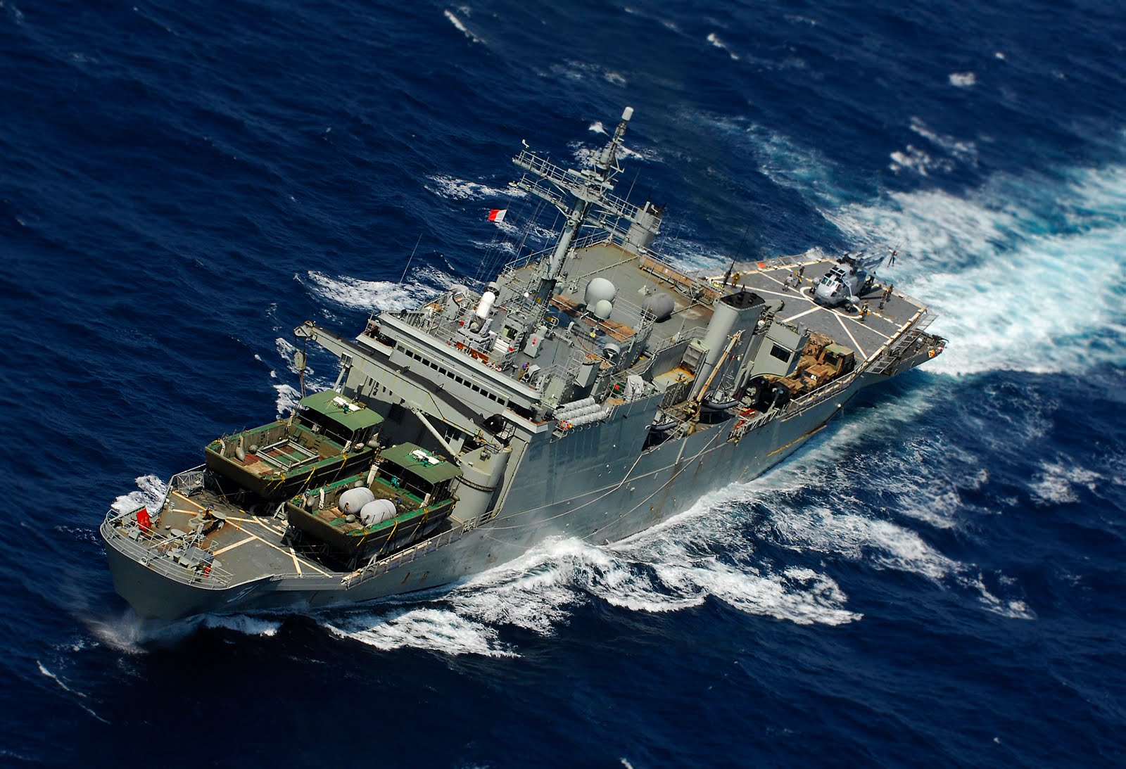 Naval Photos: HMAS Kanimbla (L51)