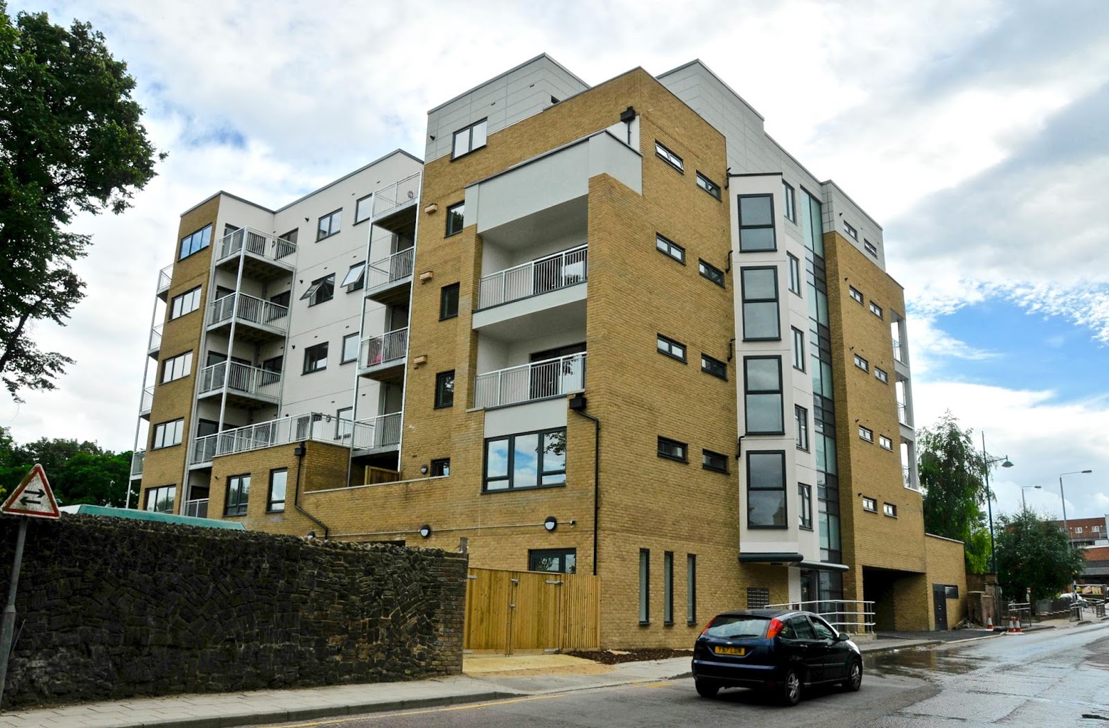 Florida House With Moat