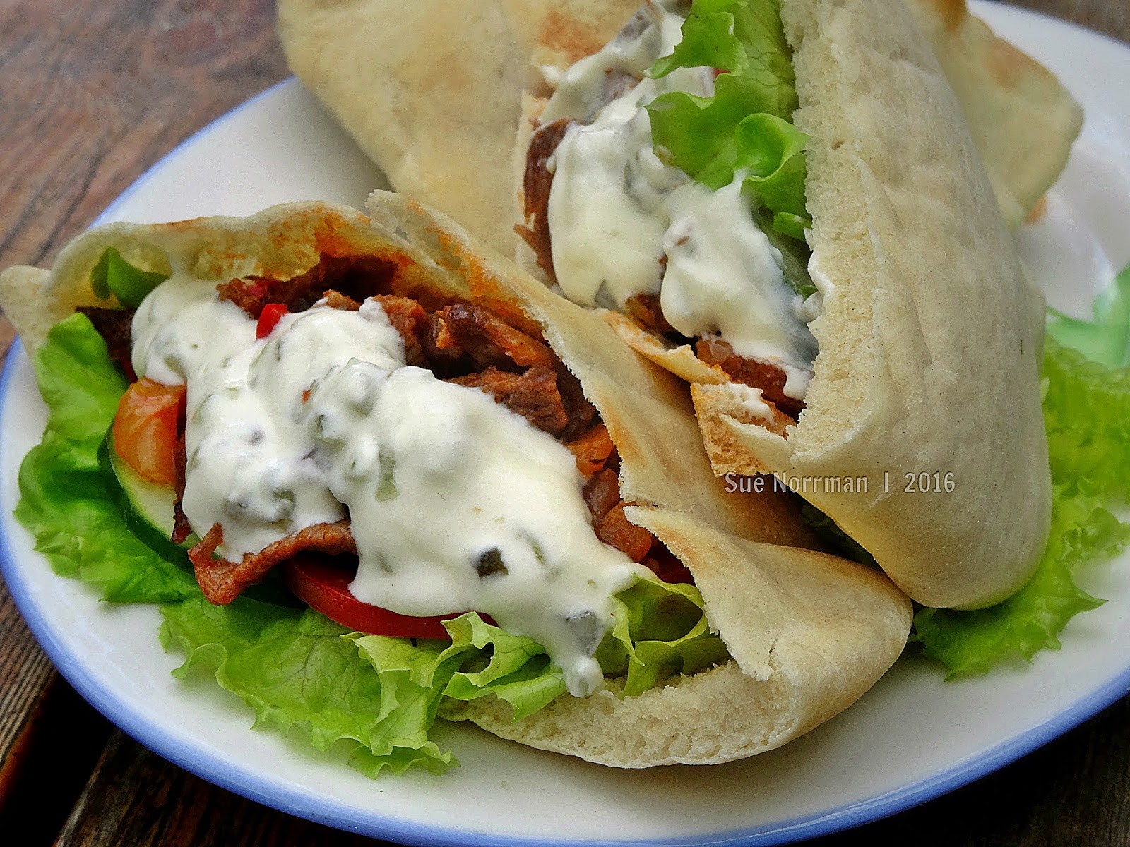 KEBAB DAGING DENGAN SOS SPECIAL ~ Swesia's Journey