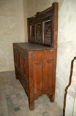 St. Thomas guild - medieval woodworking, furniture and other crafts ...