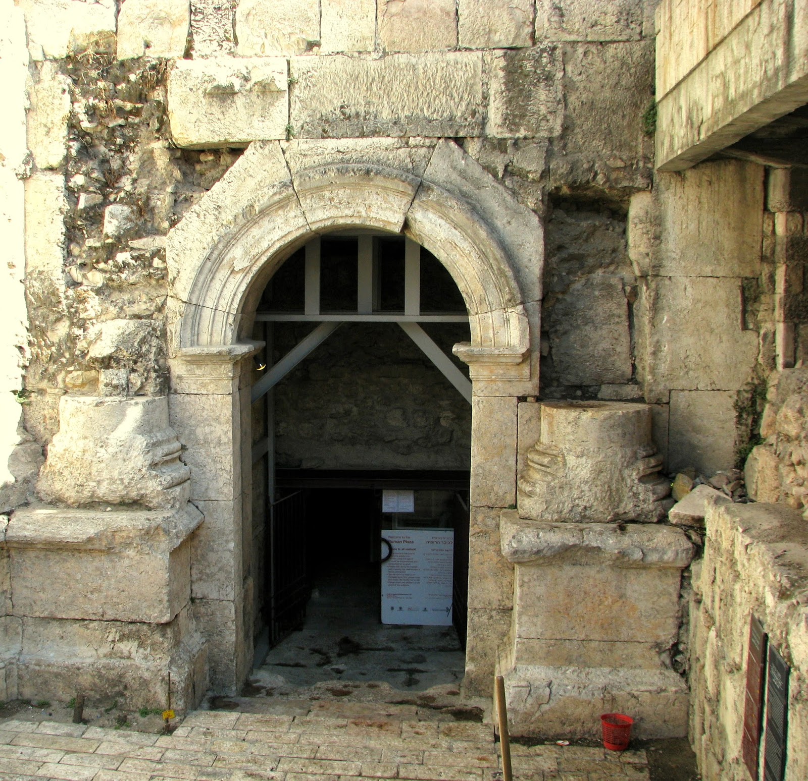 THROUGH THE LAND OF ISRAEL III: 40) Northern Gate of Aelia Capitolina ...