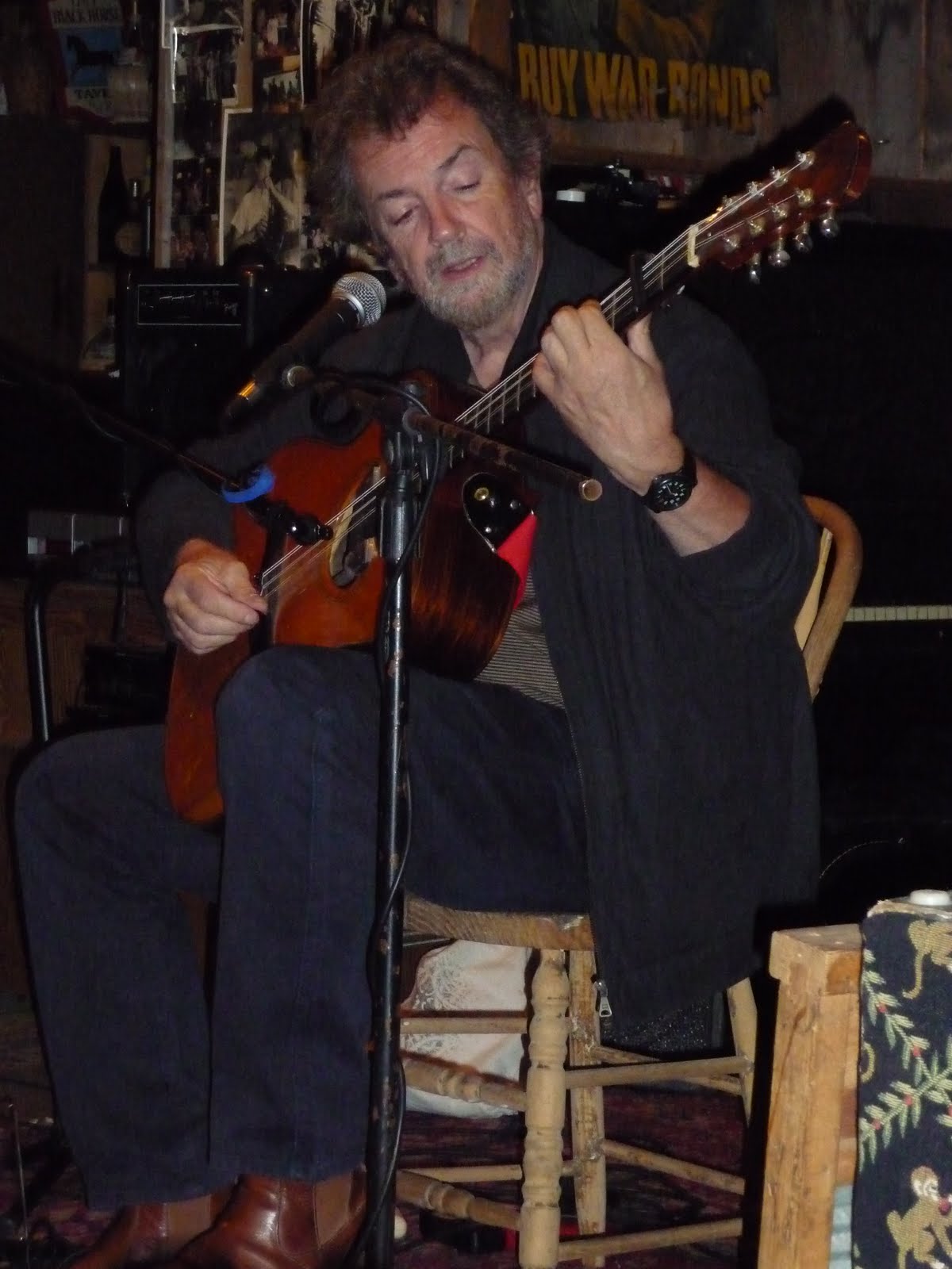 Planxty’s Andy Irvine back on the road | IrishCentral.com