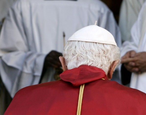 Los gorros del Papa - Mitra "Curiosidades papales" ~ Nuevas tecnologías