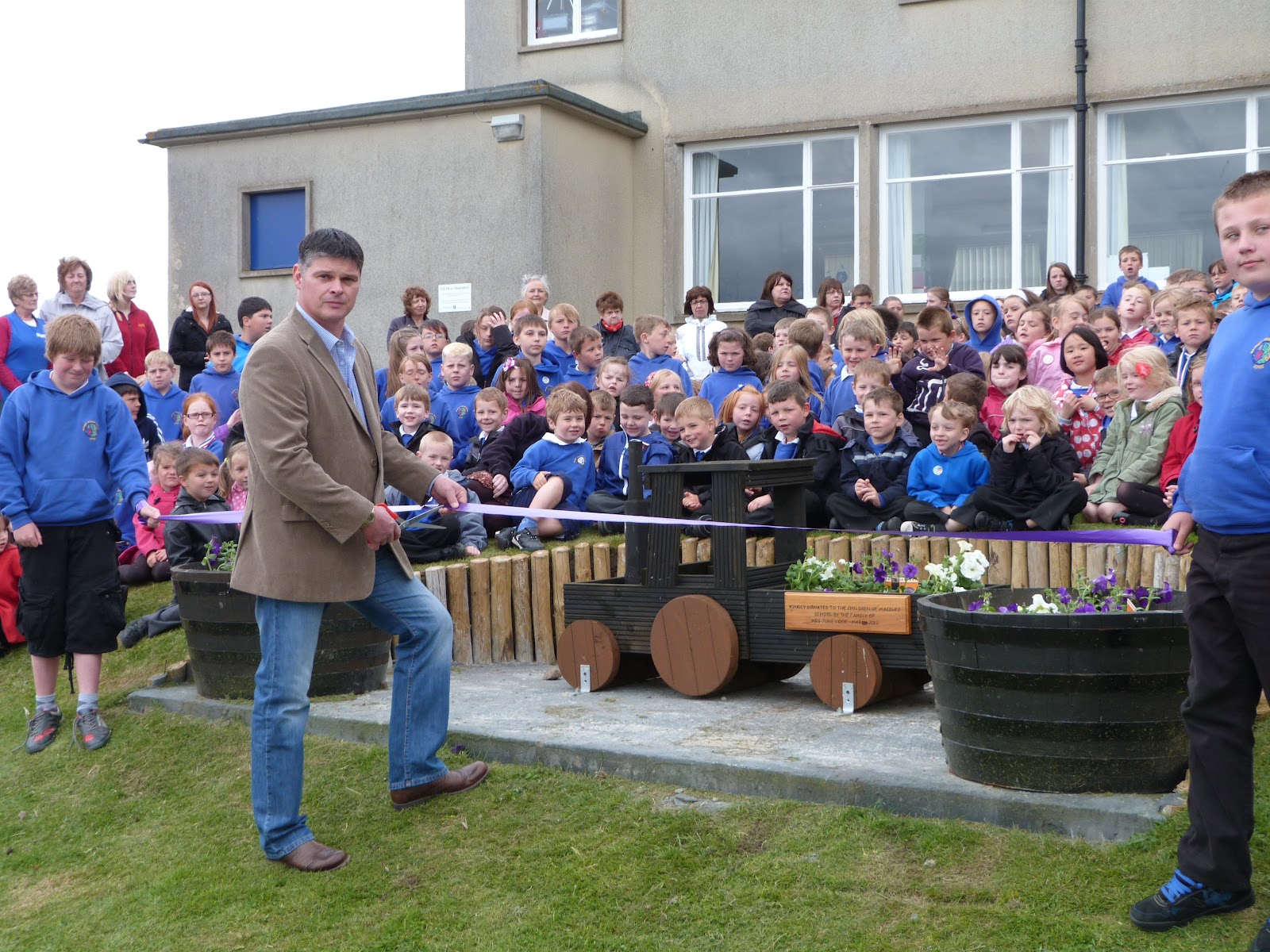 Banff Day Services: June 2012