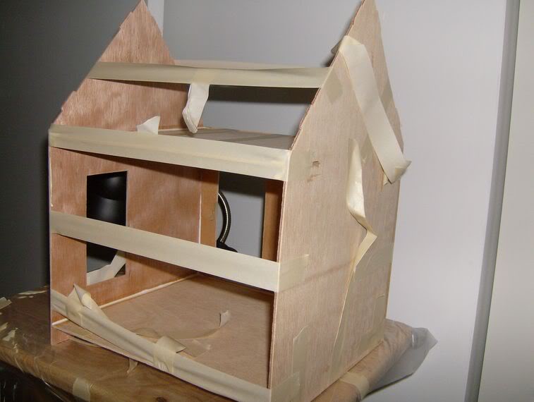 More Minis Dollhouses: The Primrose Dollhouse Day 1