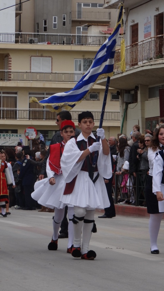 ΚΙΑΤΟ - ΠΑΡΕΛΑΣΗ 25ης ΜΑΡΤΙΟΥ 2013 (pics) | Parakato.gr