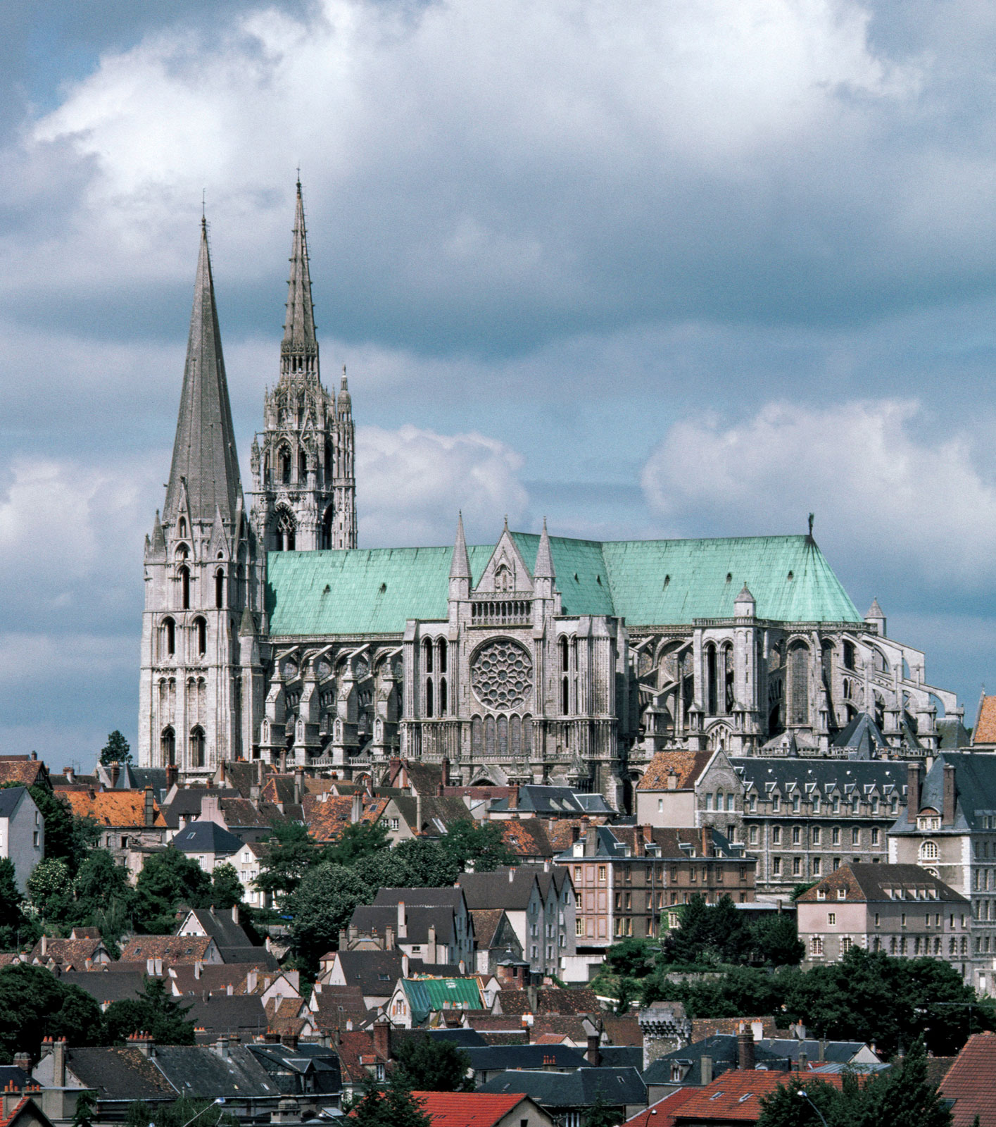 EDIFICIOS LHD: 67. LA CATEDRAL DE CHARTRES
