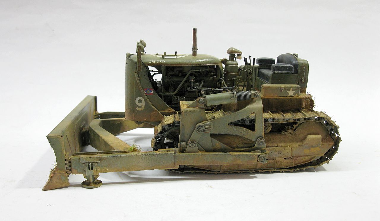 Panzerserra Bunker- Military Scale Models in 1/35 scale: Caterpillar D7 ...