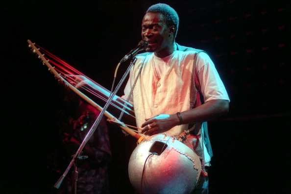 Mangue Music: Issa Bagayogo - 2002.Jul.20 Cartagena, Spain