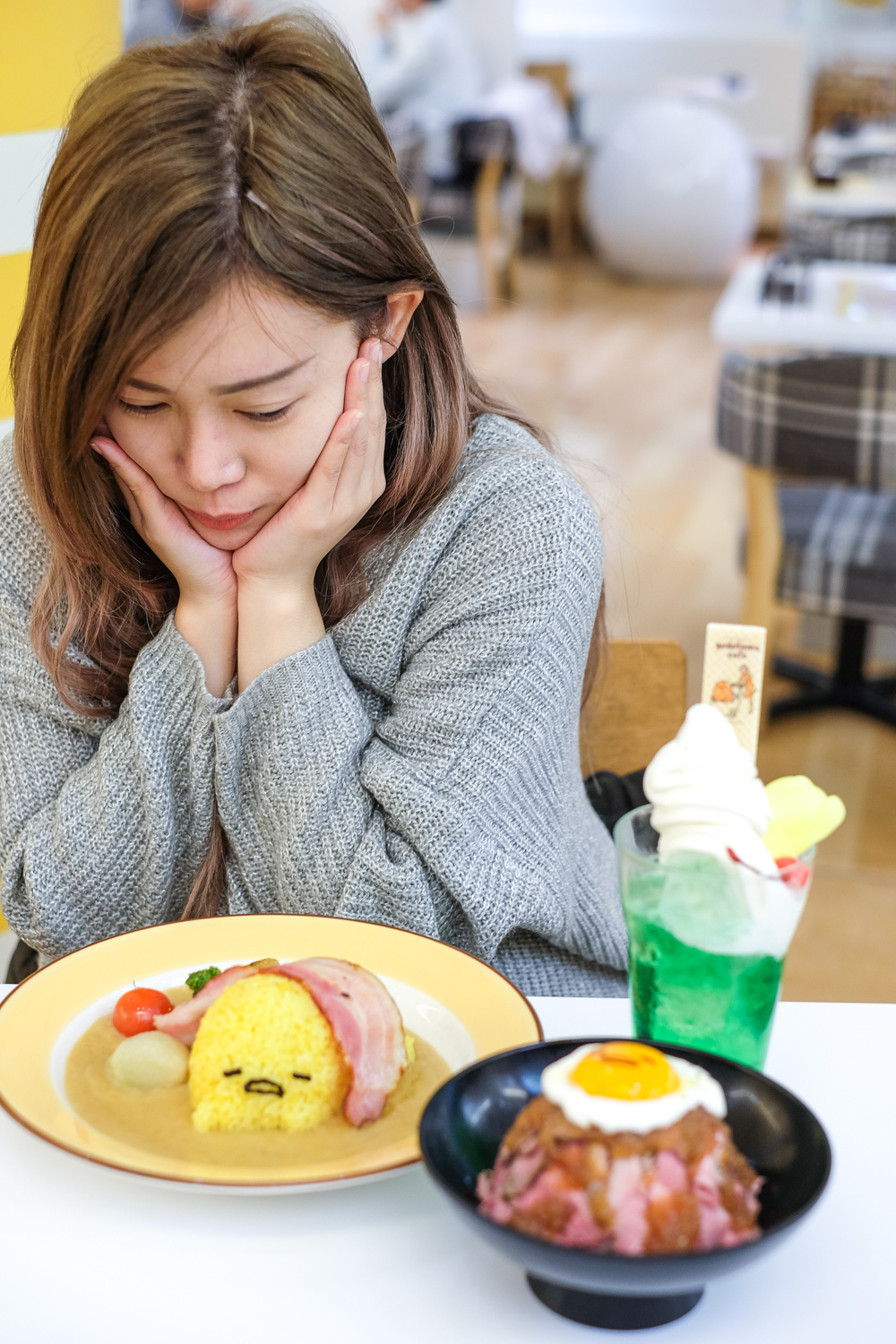 Gudetama Cafe in HEP FIVE Osaka - Stella Lee ☆ Indonesia Beauty and ...